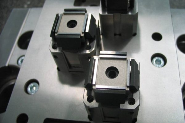 Trim Form Tools / Cutting Punch & Dies - M&D PRECISION SDN BHD